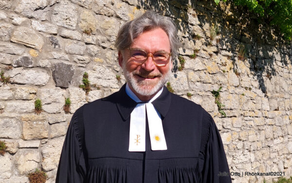 VIDEO – Nach 33 Jahren – Pfarrer Harald Graul verabschiedet sich ...