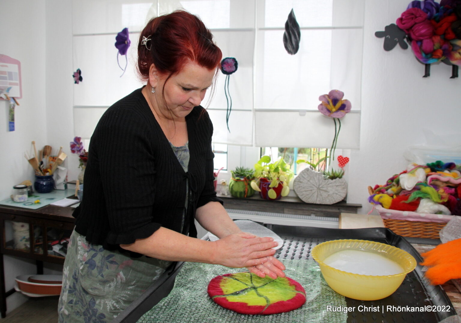Buntes Handwerk aus der Rhön – Die Filzmone aus Fischbach – Rhönkanal ...