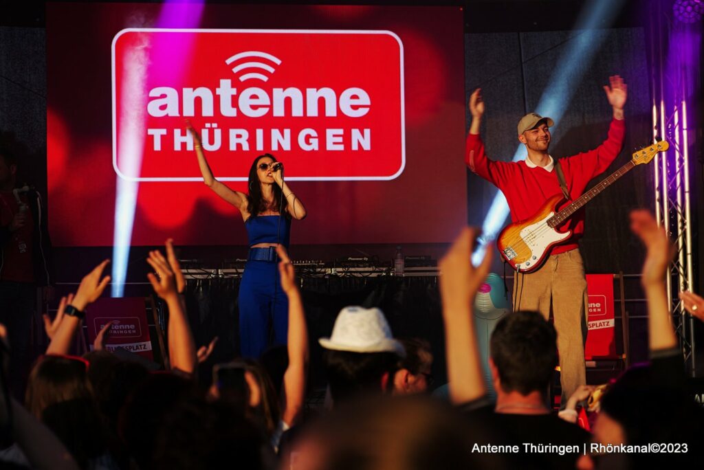 Über 3.000 Besucher feiern bei der Antenne Thüringen Party Tour in Breitungen – Rhönkanal ...