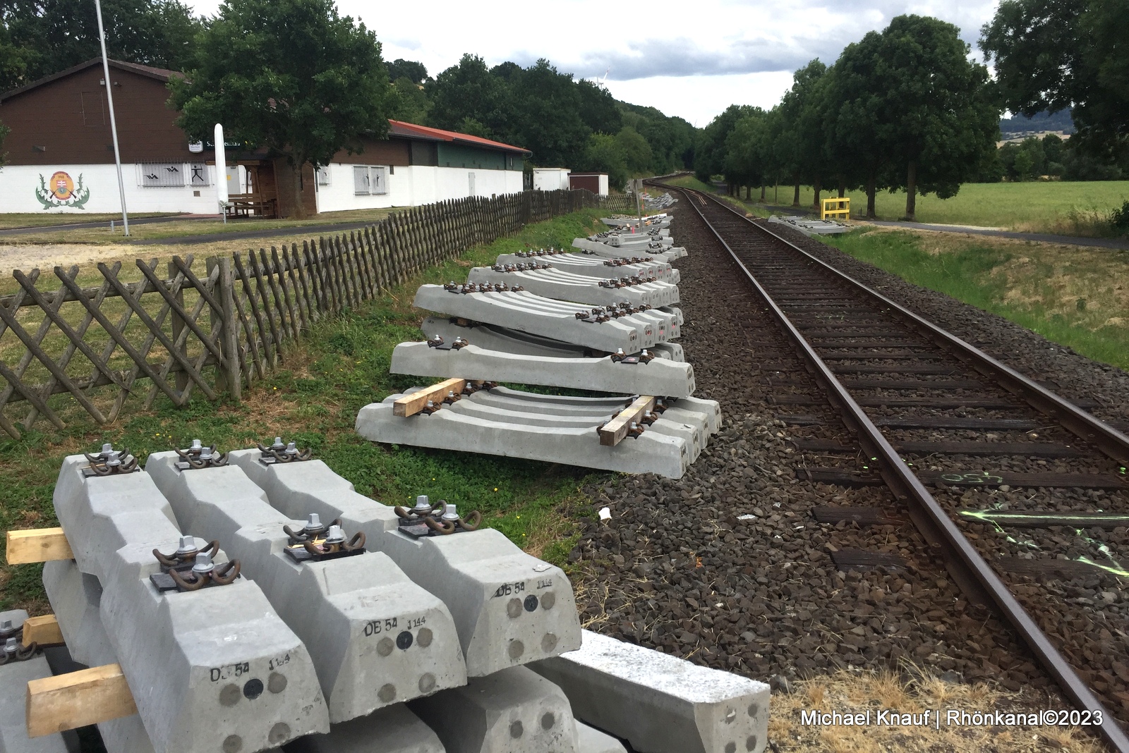 Neues aus der Kali-Region – Oberbau-Erneuerung auf der Bahnstrecke ...