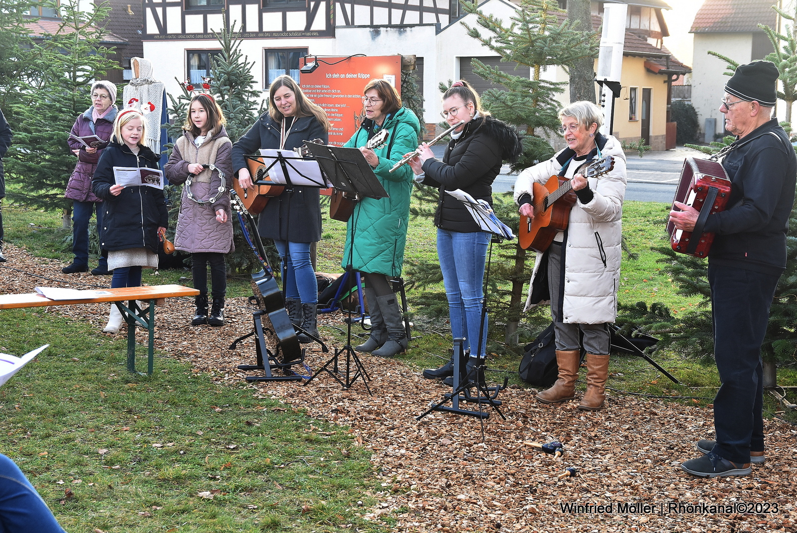 Lieder & Geschichten – Offenes Singen am Rasdorfer Adventsweg – Rhönkanal | Schafe Videos Online