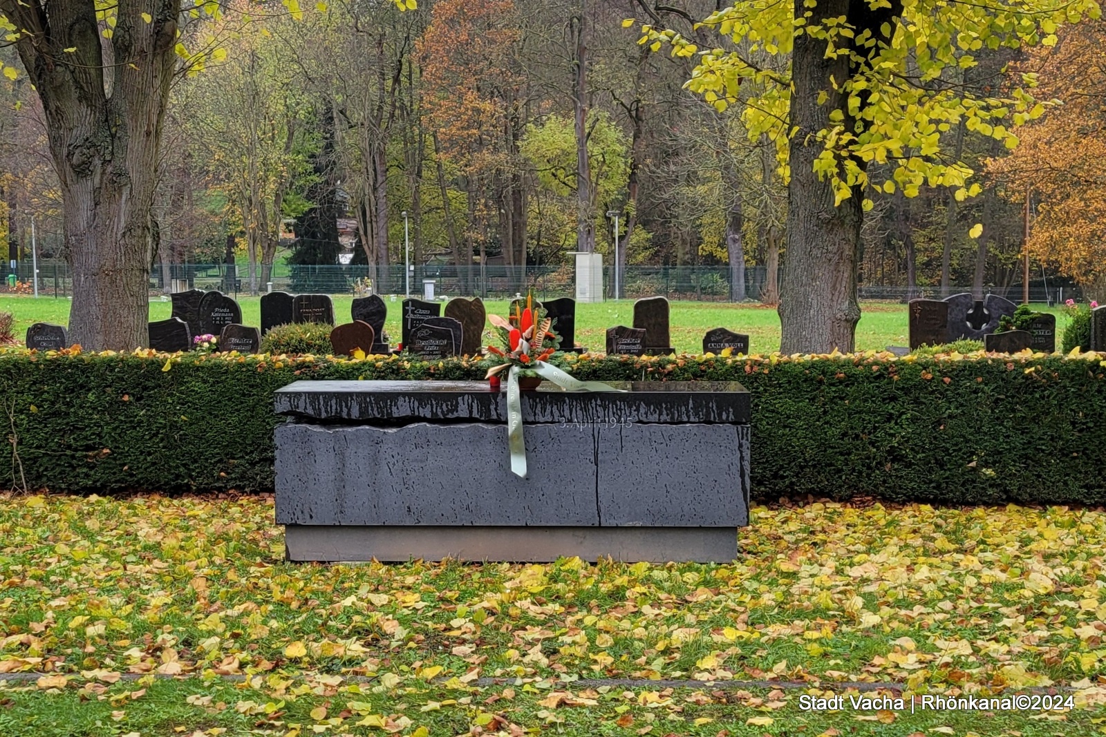 „Die Toten mahnen uns“ – Gedenken zum Volkstrauertag in Vacha – Rhönkanal | Schafe Videos Online